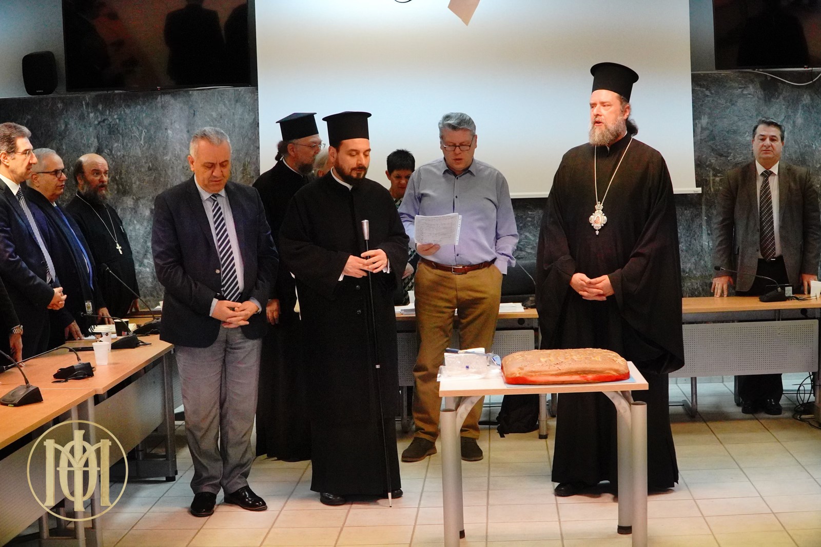 Ευλογία Βασιλόπιτας από τον Μητροπολίτη Θεσσαλονίκης στο Τμήμα ...