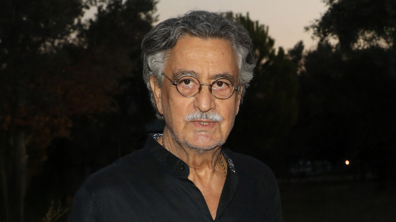 ΕΚΤΑΚΤΟ - Πέθανε ο αγαπημένος ηθοποιός Νίκος Γαλανός - Ιερά Μονοπάτια