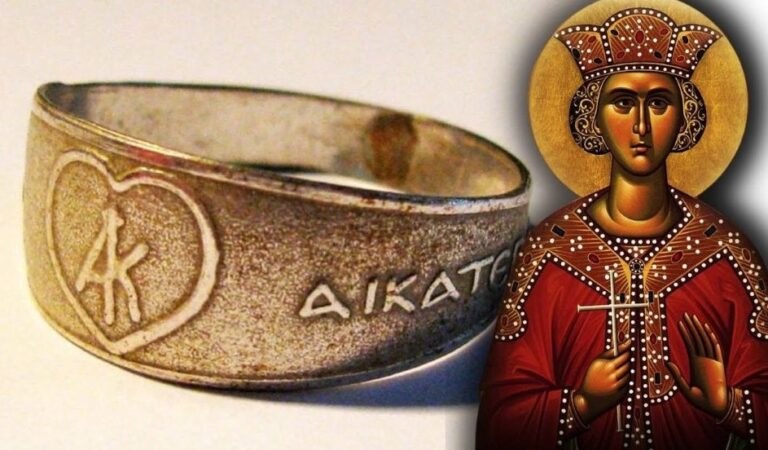 Τι κρύβει το Δαχτυλίδι της Αγίας Αικατερίνης; - Γιατί το φορούν οι ...
